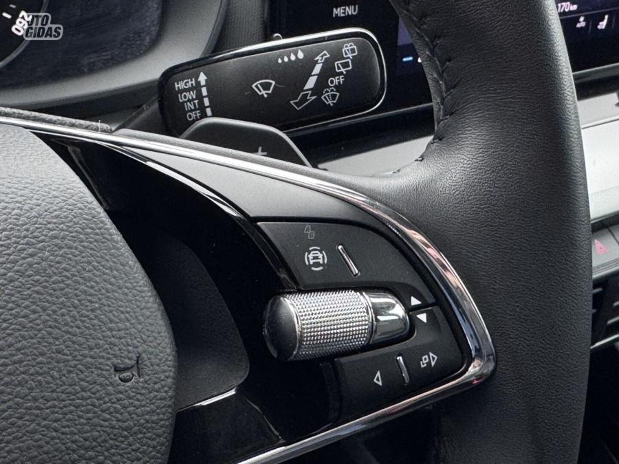 Pelēks Skoda Octavia 2024 Avižieniai, ar dzinēja tilpumu 1.50 L un nobraukumu 27 tūkst. km par 22500 €, foto 16 vietnē AUTOMOTO.COM.LV