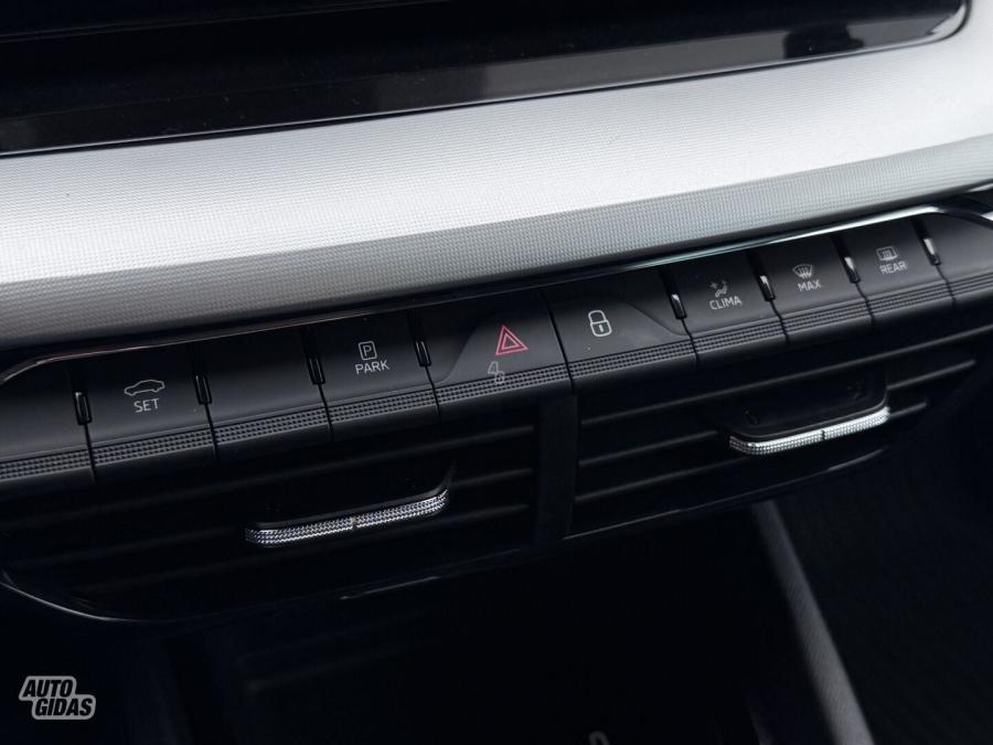 Pelēks Skoda Octavia 2024 Avižieniai, ar dzinēja tilpumu 1.50 L un nobraukumu 27 tūkst. km par 22500 €, foto 22 vietnē AUTOMOTO.COM.LV