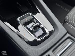Pelēks Skoda Octavia 2024 Avižieniai, ar dzinēja tilpumu 1.50 L un nobraukumu 27 tūkst. km par 22500 €, foto 23 vietnē AUTOMOTO.COM.LV