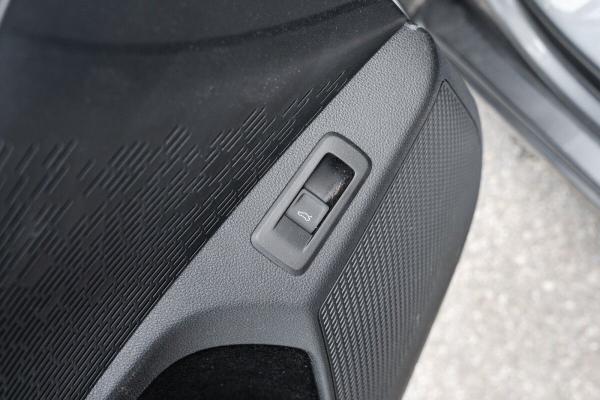 Pelēks Skoda Octavia 2024 Rīga, ar dzinēja tilpumu 2.00 L un nobraukumu 27 tūkst. km par 24500 €, foto 8 vietnē AUTOMOTO.COM.LV