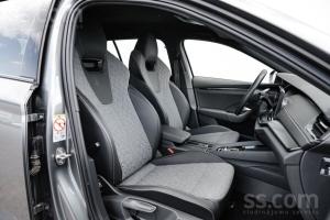 Grey Skoda Octavia 2024 in Riga, with an engine capacity of 2.00 L and mileage of 27 thousand km for 24500 €, photo 6 on AUTOMOTO.COM.LV