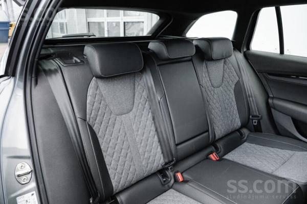 Grey Skoda Octavia 2024 in Riga, with an engine capacity of 2.00 L and mileage of 27 thousand km for 24500 €, photo 6 on AUTOMOTO.COM.LV