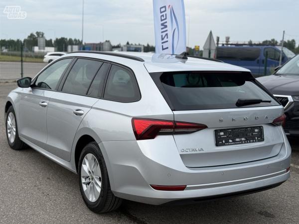Grey Skoda Octavia 2024 in Vilnius, with an engine capacity of 2.00 L and mileage of 191 thousand km for 13999 €, photo 3 on AUTOMOTO.COM.LV