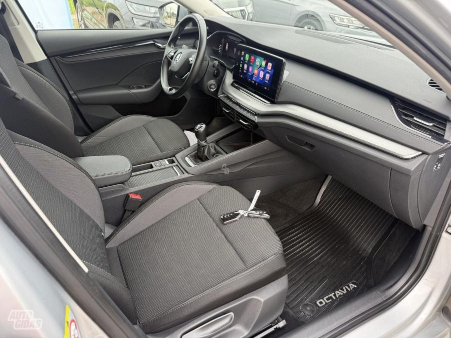 Grey Skoda Octavia 2024 in Vilnius, with an engine capacity of 2.00 L and mileage of 191 thousand km for 13999 €, photo 10 on AUTOMOTO.COM.LV