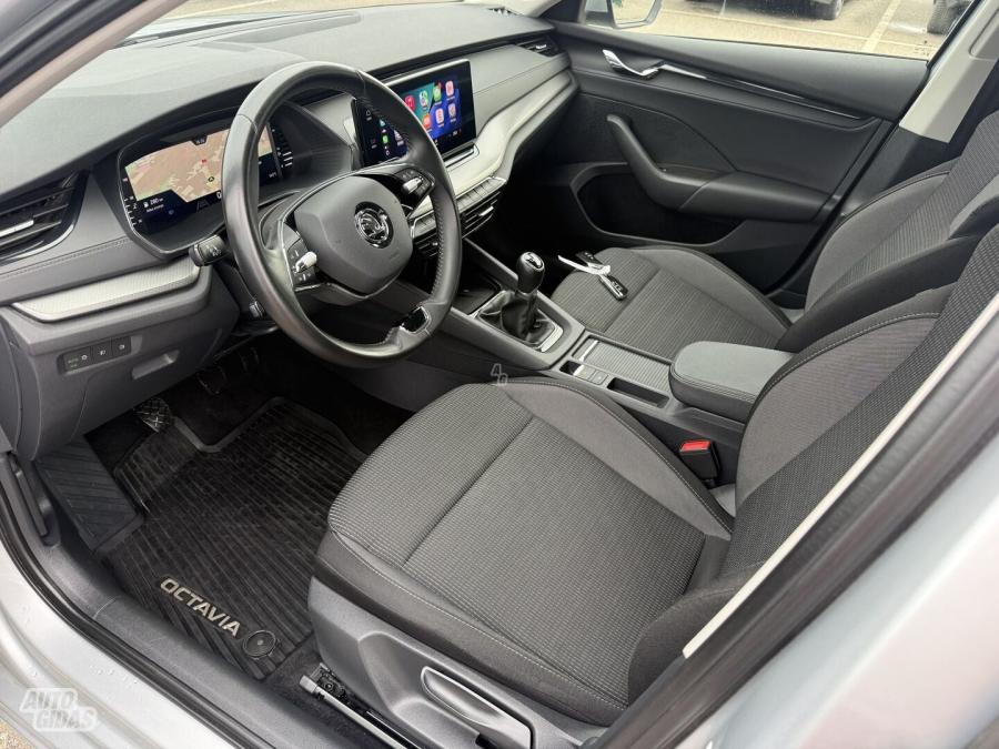 Grey Skoda Octavia 2024 in Vilnius, with an engine capacity of 2.00 L and mileage of 191 thousand km for 13999 €, photo 27 on AUTOMOTO.COM.LV