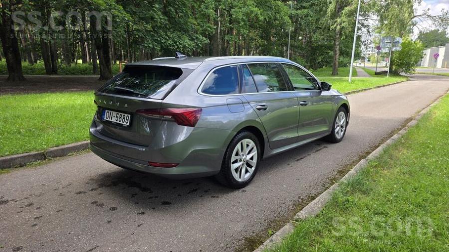Grey Skoda Octavia 2024 in Riga, with an engine capacity of 2.00 L and mileage of 128 thousand km for 17400 €, photo 5 on AUTOMOTO.COM.LV
