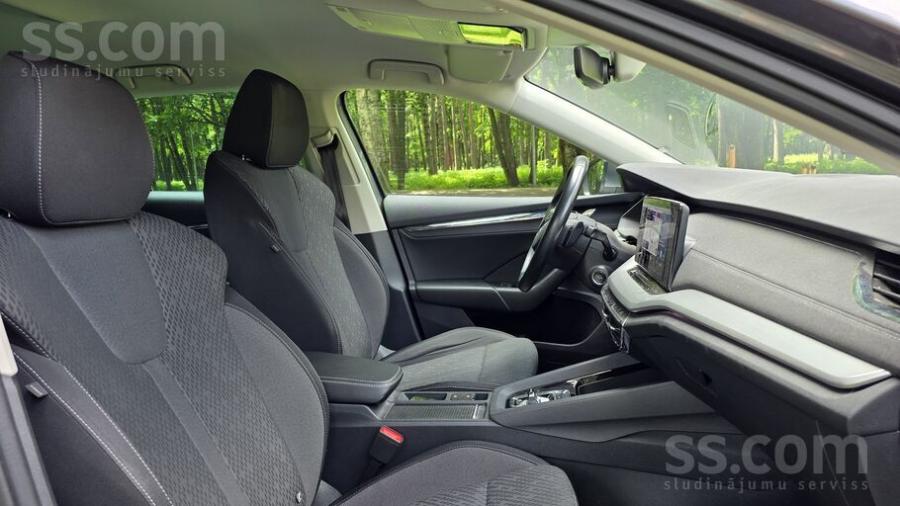 Grey Skoda Octavia 2024 in Riga, with an engine capacity of 2.00 L and mileage of 128 thousand km for 17400 €, photo 11 on AUTOMOTO.COM.LV