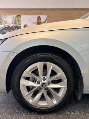 Grey Skoda Octavia 2024 in Rakvere, with an engine capacity of 2.00 L and mileage of 51 thousand km for 25700 €, photo 10 on AUTOMOTO.COM.LV