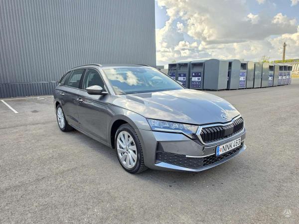 Pelēks Skoda Octavia 2024 Kauņa, ar dzinēja tilpumu 1.97 L un nobraukumu 46 tūkst. km par 8900 €, foto 3 vietnē AUTOMOTO.COM.LV