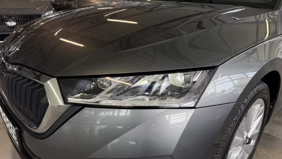 Pelēks Skoda Octavia 2024 Rīga, ar dzinēja tilpumu 2.00 L un nobraukumu 130 tūkst. km par 17500 €, foto 8 vietnē AUTOMOTO.COM.LV