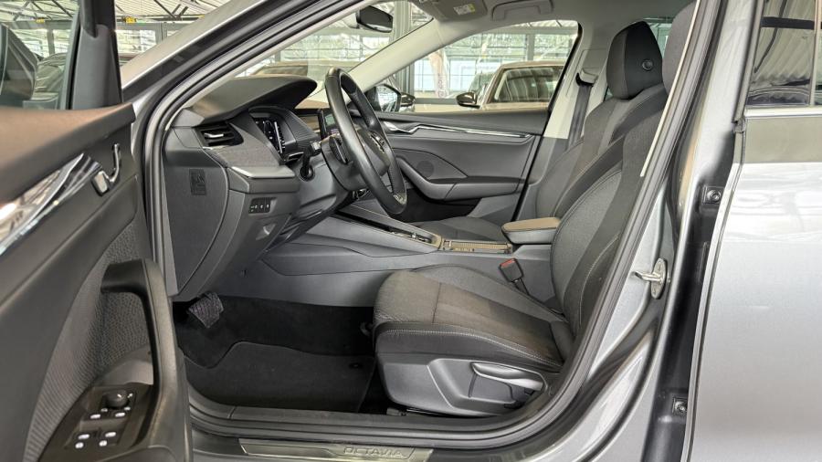 Pelēks Skoda Octavia 2024 Rīga, ar dzinēja tilpumu 2.00 L un nobraukumu 130 tūkst. km par 17500 €, foto 10 vietnē AUTOMOTO.COM.LV