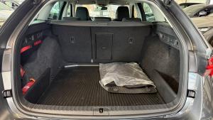 Pelēks Skoda Octavia 2024 Rīga, ar dzinēja tilpumu 2.00 L un nobraukumu 130 tūkst. km par 17500 €, foto 13 vietnē AUTOMOTO.COM.LV