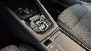 Pelēks Skoda Octavia 2024 Rīga, ar dzinēja tilpumu 2.00 L un nobraukumu 130 tūkst. km par 17500 €, foto 23 vietnē AUTOMOTO.COM.LV