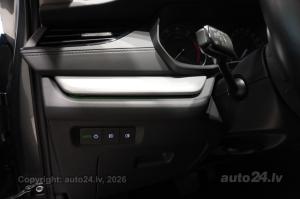 Pelēks Skoda Octavia 2024 Tallina, ar dzinēja tilpumu 1.50 L un nobraukumu 20 tūkst. km par 24900 €, foto 17 vietnē AUTOMOTO.COM.LV