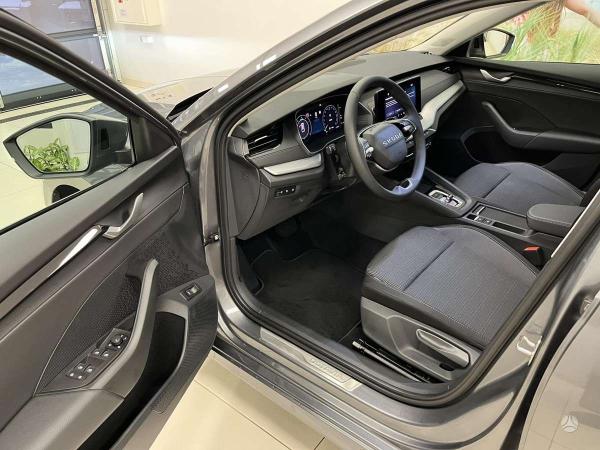 Grey Skoda Octavia 2025 in Kaunas, with an engine capacity of 1.97 L and mileage of 5 thousand km for 31190 €, photo 11 on AUTOMOTO.COM.LV