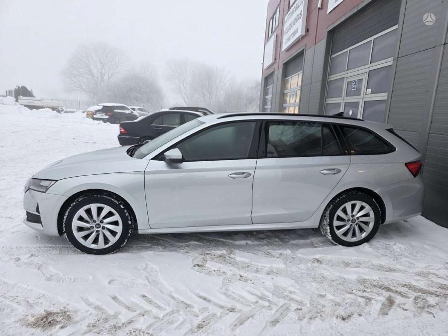 Pelēks Skoda Octavia 2025 Klaipėda, ar dzinēja tilpumu 1.97 L un nobraukumu 23 tūkst. km par 27700 €, foto 6 vietnē AUTOMOTO.COM.LV