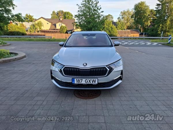 Grey Skoda Octavia 2025 in Tallinn, with an engine capacity of 1.50 L and mileage of 8 thousand km for 28500 €, photo 3 on AUTOMOTO.COM.LV