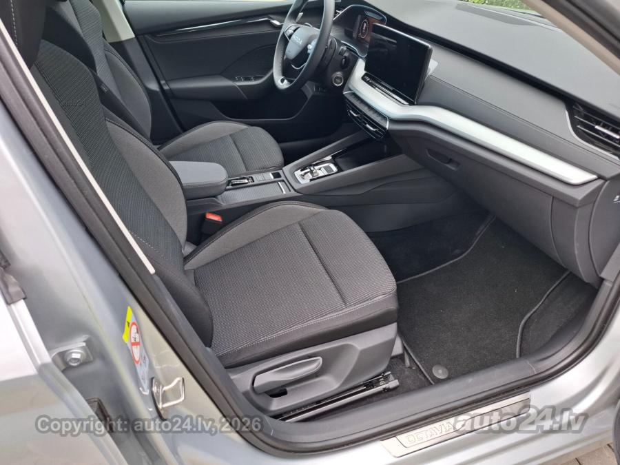 Grey Skoda Octavia 2025 in Tallinn, with an engine capacity of 1.50 L and mileage of 8 thousand km for 28500 €, photo 10 on AUTOMOTO.COM.LV