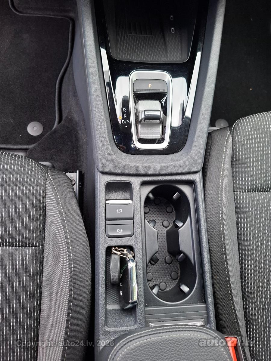 Grey Skoda Octavia 2025 in Tallinn, with an engine capacity of 1.50 L and mileage of 8 thousand km for 28500 €, photo 14 on AUTOMOTO.COM.LV