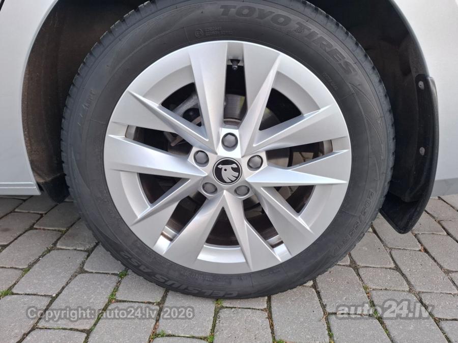 Grey Skoda Octavia 2025 in Tallinn, with an engine capacity of 1.50 L and mileage of 8 thousand km for 28500 €, photo 18 on AUTOMOTO.COM.LV
