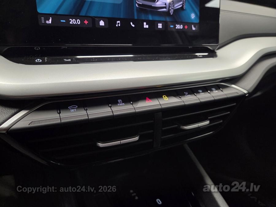 Серый Шкода Октавия 2025 в Таллин, объемом двигателя 1.50 л и пробегом 16 тыс. км за 27500 €, фото 12 на AUTOMOTO.COM.LV