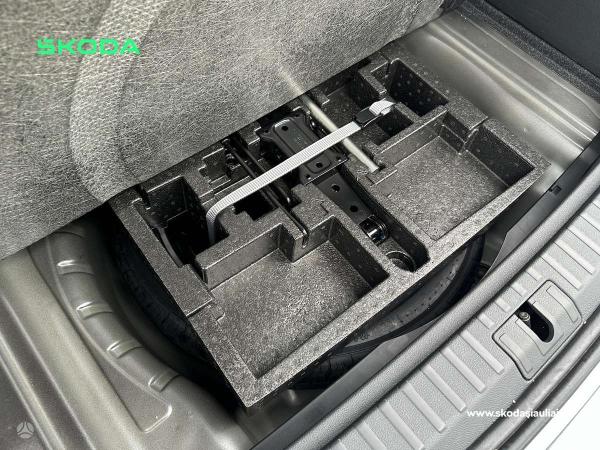 Grey Skoda Octavia 2025 in Siauliai, with an engine capacity of 1.50 L and mileage of 11 thousand km for 29200 €, photo 8 on AUTOMOTO.COM.LV