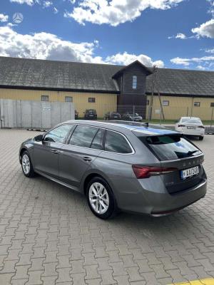 Pelēks Skoda Octavia 2025 Kauņa, ar dzinēja tilpumu 1.50 L un nobraukumu 17 tūkst. km par 24900 €, foto 3 vietnē AUTOMOTO.COM.LV