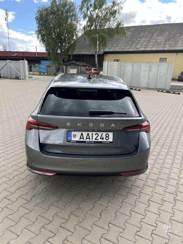 Grey Skoda Octavia 2025 in Kaunas, with an engine capacity of 1.50 L and mileage of 17 thousand km for 24900 €, photo 6 on AUTOMOTO.COM.LV