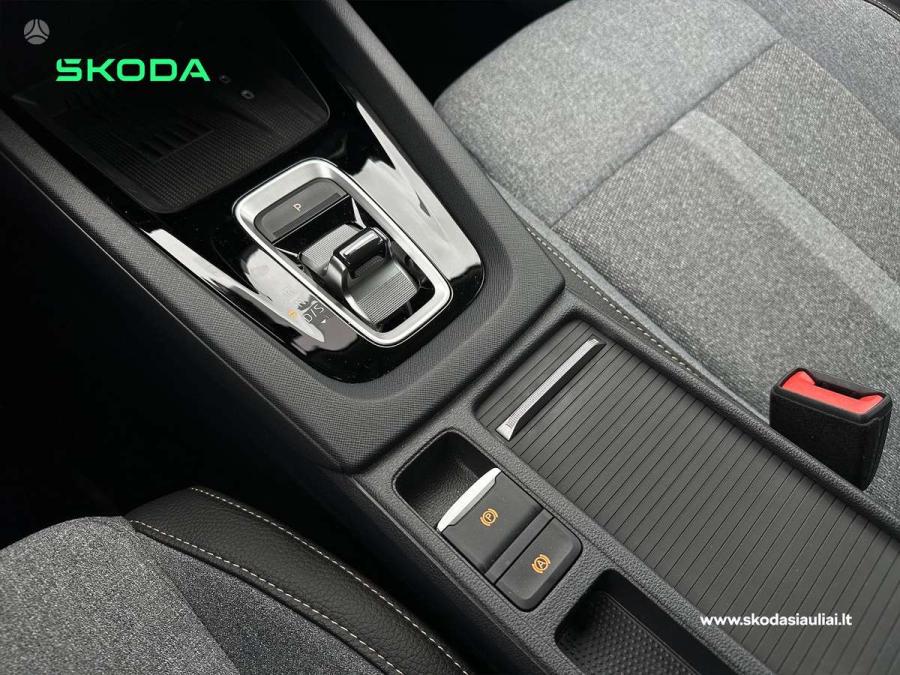 Grey Skoda Octavia 2025 in Siauliai, with an engine capacity of 1.50 L and mileage of 11 thousand km for 28500 €, photo 33 on AUTOMOTO.COM.LV