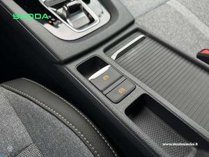 Grey Skoda Octavia 2025 in Siauliai, with an engine capacity of 1.50 L and mileage of 11 thousand km for 28500 €, photo 34 on AUTOMOTO.COM.LV
