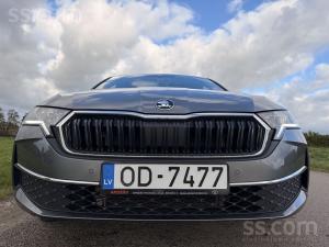 Pelēks Skoda Octavia 2025 Rīga, ar dzinēja tilpumu 1.50 L un nobraukumu 45 tūkst. km par 21900 €, foto 14 vietnē AUTOMOTO.COM.LV