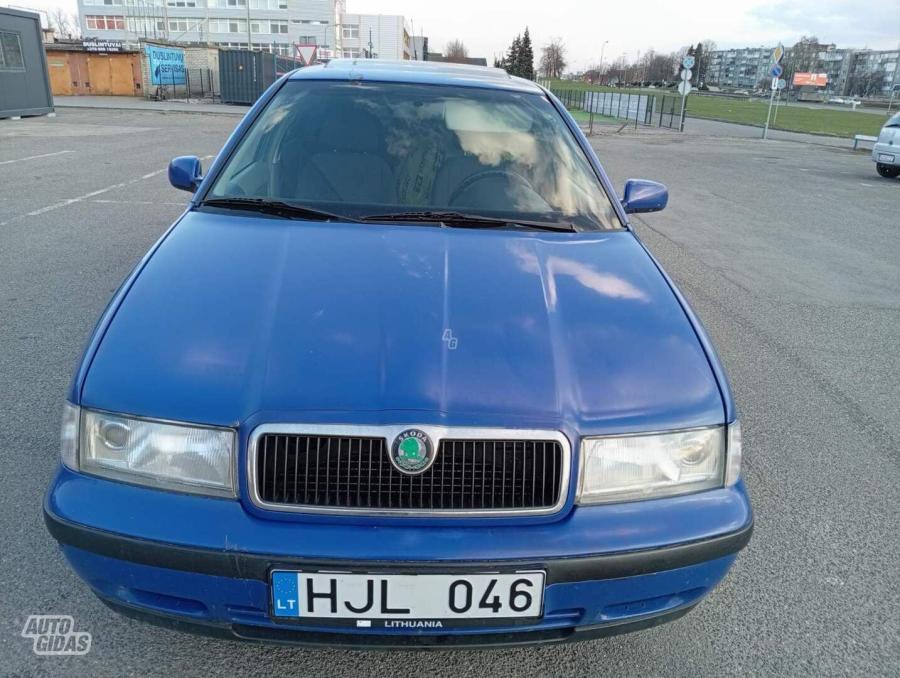 Skoda Octavia 2000 in Klaipeda, with an engine capacity of 1.60 L and mileage of 250 thousand km for 700 €, photo 5 on AUTOMOTO.COM.LV