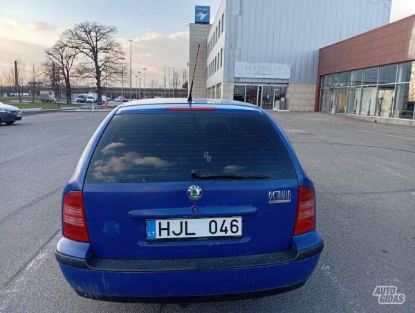 Skoda Octavia 2000 Klaipėda, ar dzinēja tilpumu 1.60 L un nobraukumu 250 tūkst. km par 700 €, foto 5 vietnē AUTOMOTO.COM.LV