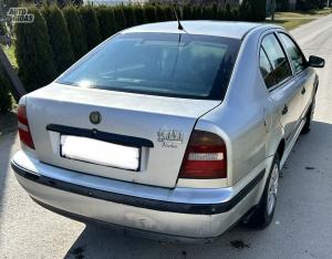 Skoda Octavia 2000 in Marijampole, with an engine capacity of 1.60 L and mileage of 218 thousand km for 600 €, photo 5 on AUTOMOTO.COM.LV