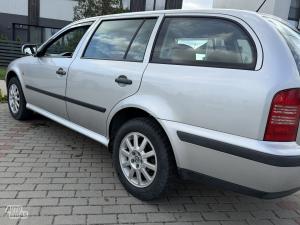 Skoda Octavia 2000 in Vilnius, with an engine capacity of 2.00 L and mileage of 290 thousand km for 750 €, photo 6 on AUTOMOTO.COM.LV