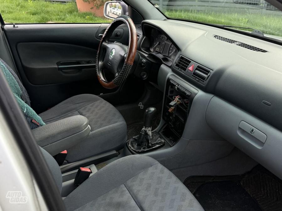 Skoda Octavia 2000 in Vilnius, with an engine capacity of 2.00 L and mileage of 290 thousand km for 750 €, photo 11 on AUTOMOTO.COM.LV