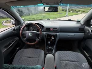 Skoda Octavia 2000 in Vilnius, with an engine capacity of 2.00 L and mileage of 290 thousand km for 750 €, photo 13 on AUTOMOTO.COM.LV