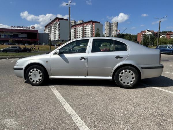Skoda Octavia 2003 Viļņa, ar dzinēja tilpumu 1.90 L un nobraukumu 328 tūkst. km par 1000 €, foto 5 vietnē AUTOMOTO.COM.LV