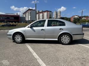 Skoda Octavia 2003 in Vilnius, with an engine capacity of 1.90 L and mileage of 328 thousand km for 1000 €, photo 6 on AUTOMOTO.COM.LV