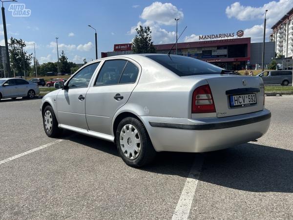 Skoda Octavia 2003 Viļņa, ar dzinēja tilpumu 1.90 L un nobraukumu 328 tūkst. km par 1000 €, foto 8 vietnē AUTOMOTO.COM.LV