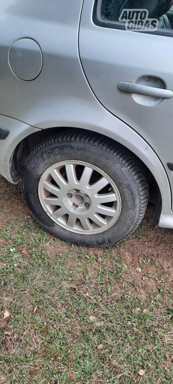 Шкода Октавия 2003 в Тракай, объемом двигателя 1.90 л и пробегом 300 тыс. км за 650 €, фото 8 на AUTOMOTO.COM.LV