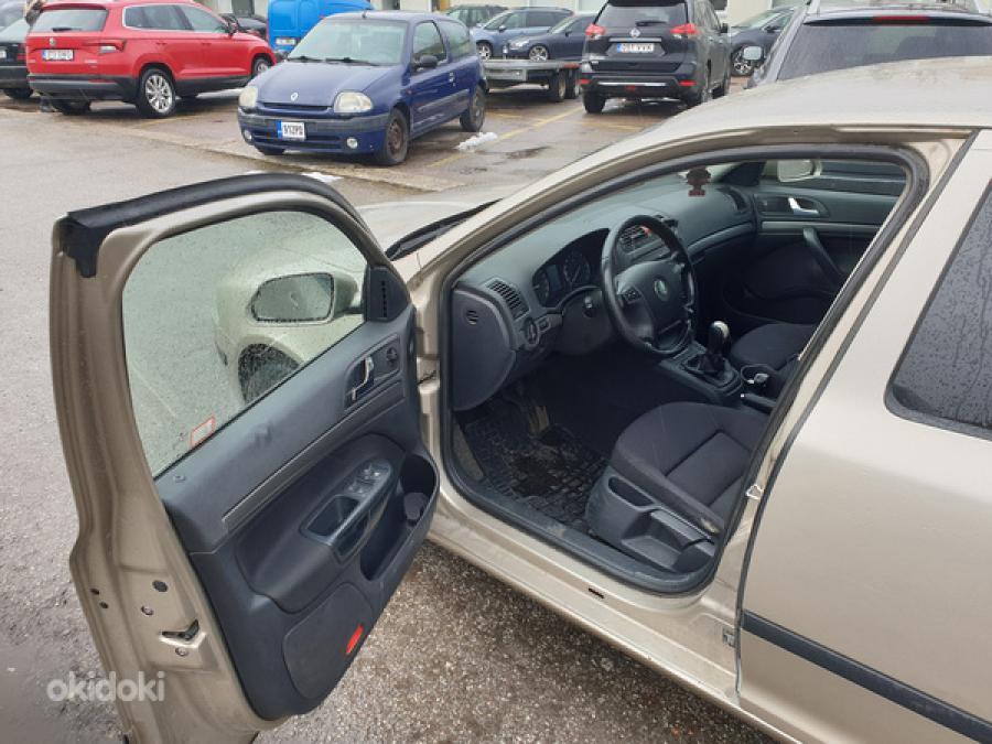 Skoda Octavia 2004 Tallina, ar dzinēja tilpumu 0.00 L un nobraukumu 300 tūkst. km par 1670 €, foto 3 vietnē AUTOMOTO.COM.LV