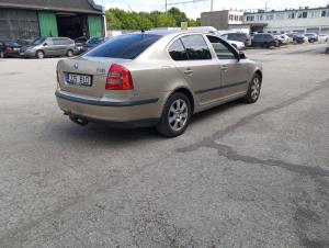 Skoda Octavia 2004 Tallina, ar dzinēja tilpumu 0.00 L un nobraukumu 300 tūkst. km par 1670 €, foto 11 vietnē AUTOMOTO.COM.LV
