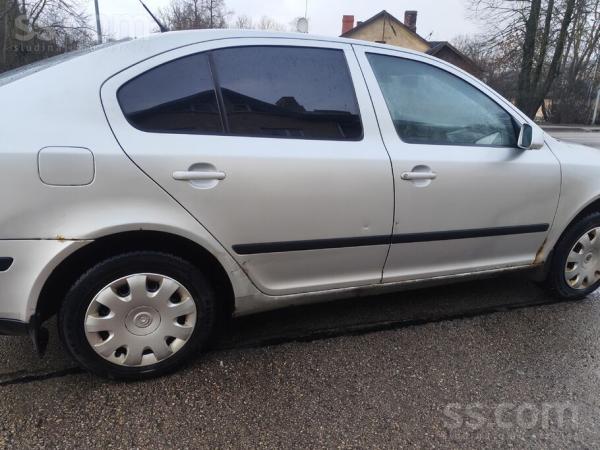 Skoda Octavia 2005 in Jekabpils, with an engine capacity of 1.60 L and mileage of 355 thousand km for 615 €, photo 2 on AUTOMOTO.COM.LV