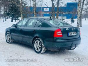 Skoda Octavia 2005 Tallina, ar dzinēja tilpumu 1.60 L un nobraukumu 270 tūkst. km par 1200 €, foto 3 vietnē AUTOMOTO.COM.LV