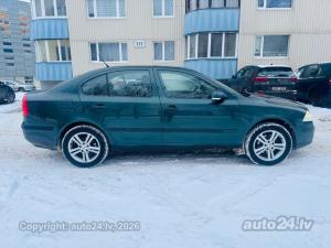 Skoda Octavia 2005 Tallina, ar dzinēja tilpumu 1.60 L un nobraukumu 270 tūkst. km par 1200 €, foto 5 vietnē AUTOMOTO.COM.LV