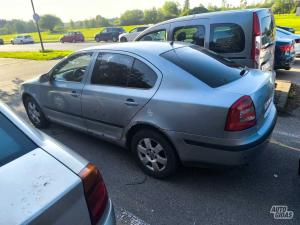 Skoda Octavia 2005 Kauņa, ar dzinēja tilpumu 1.90 L un nobraukumu 255 tūkst. km par 590 €, foto 5 vietnē AUTOMOTO.COM.LV