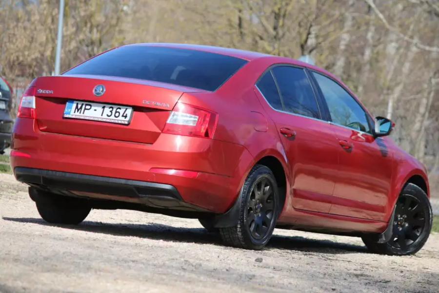 Шкода Октавия 2005 в Рига, объемом двигателя 1.60 л и пробегом 255 тыс. км за 3990 €, фото 7 на AUTOMOTO.COM.LV