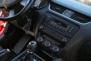 Шкода Октавия 2005 в Рига, объемом двигателя 1.60 л и пробегом 255 тыс. км за 3990 €, фото 10 на AUTOMOTO.COM.LV
