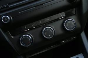 Шкода Октавия 2005 в Рига, объемом двигателя 1.60 л и пробегом 255 тыс. км за 3990 €, фото 15 на AUTOMOTO.COM.LV